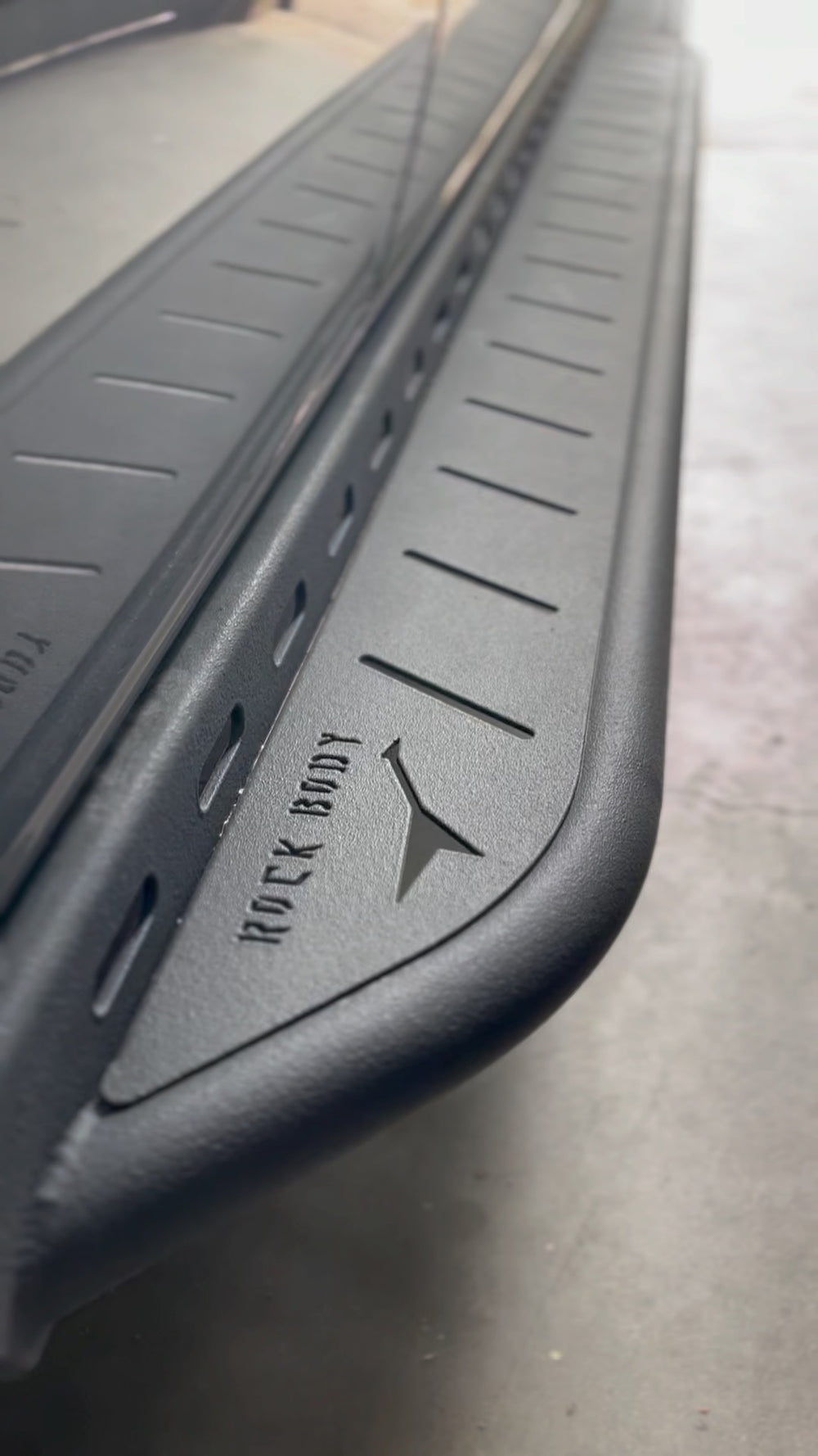 Avatar Offroad | Sprinter Van Side Steps | Running Boards